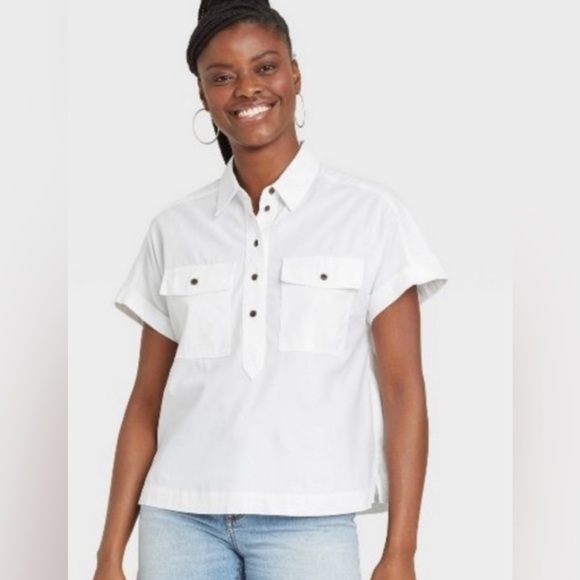 Universal Thread | Tops | Nwt Universal Thread White Boxy Short Sleeve ...